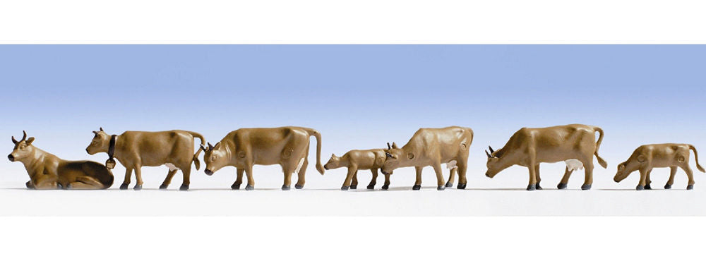 Noch 15721 HO/OO Gauge Black And White Cows (7) Figure Set