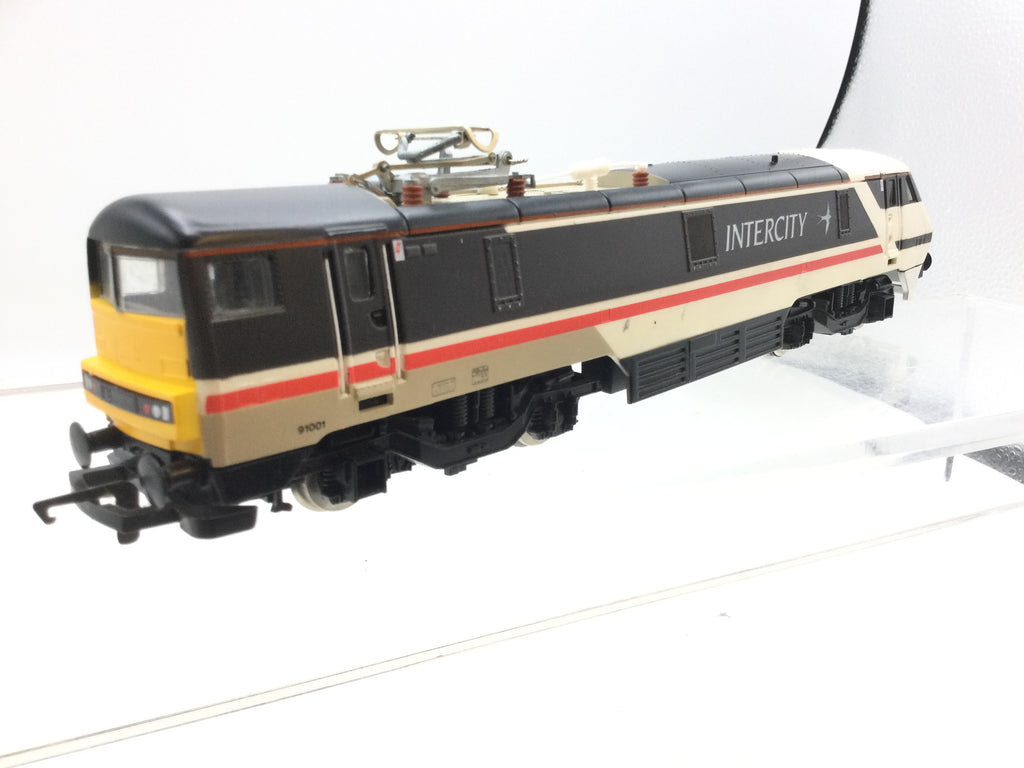 Hornby R240 OO Gauge BR Intercity Class 91 No 91001