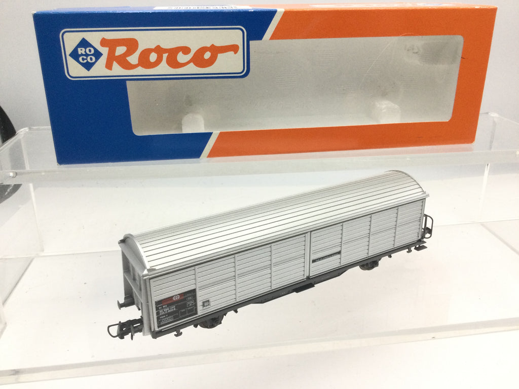Roco 46171 HO Gauge SBB Covered Good Van