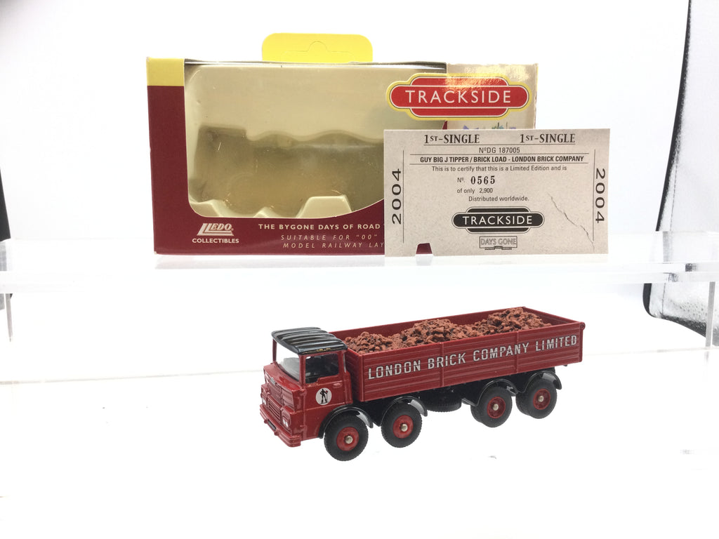 Lledo DG187005 1:76/OO Gauge Guy Tipper London Brick Co