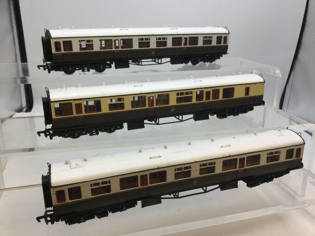 Replica 12041/12051 OO Gauge GWR Collett Coach x3 (Faded Paint)