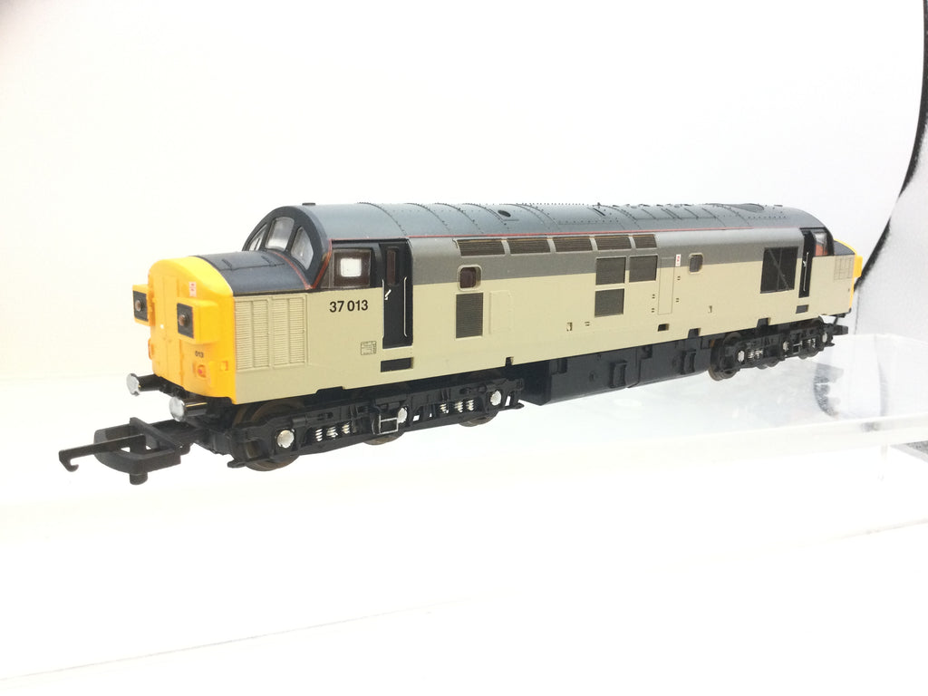Lima 204717 OO Gauge Railfreight Triple Grey Class 37 No 37013 Limited ...