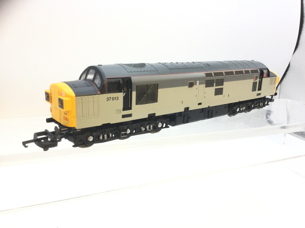 Lima 204717 OO Gauge Railfreight Triple Grey Class 37 No 37013 Limited ...