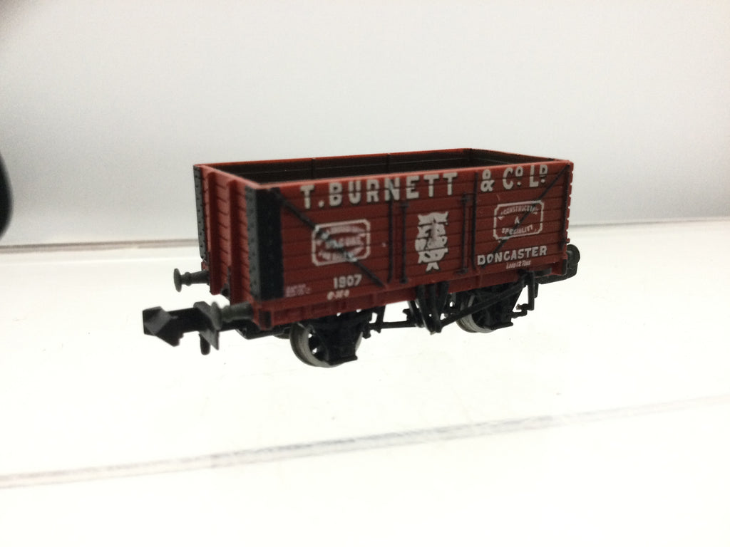 Graham Farish 377-125K N Gauge 8 Plank Open Wagon T Burnett & Co