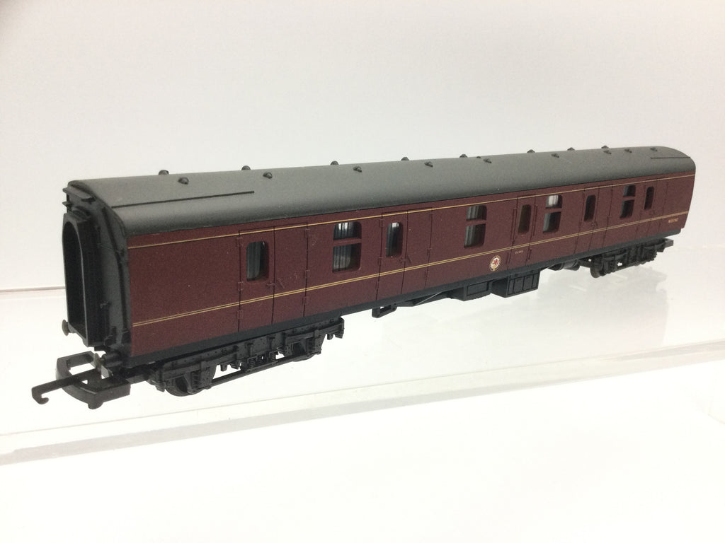 Lima 305342 OO Gauge BR Maroon Mk 1 Full Brake Coach M25742
