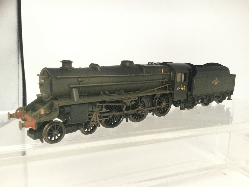 Hornby R2360 OO Gauge BR Black Five 44762 Weathered