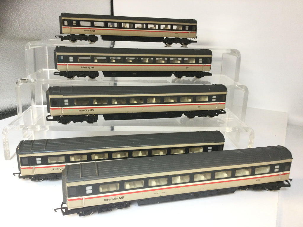 Hornby R434 OO Gauge HST Intercity 125 Mk3 Open 42251 Exec Livery x5
