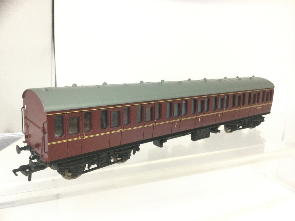 Bachmann 34-700B OO Gauge BR Mk1 Suburban Composite M41008