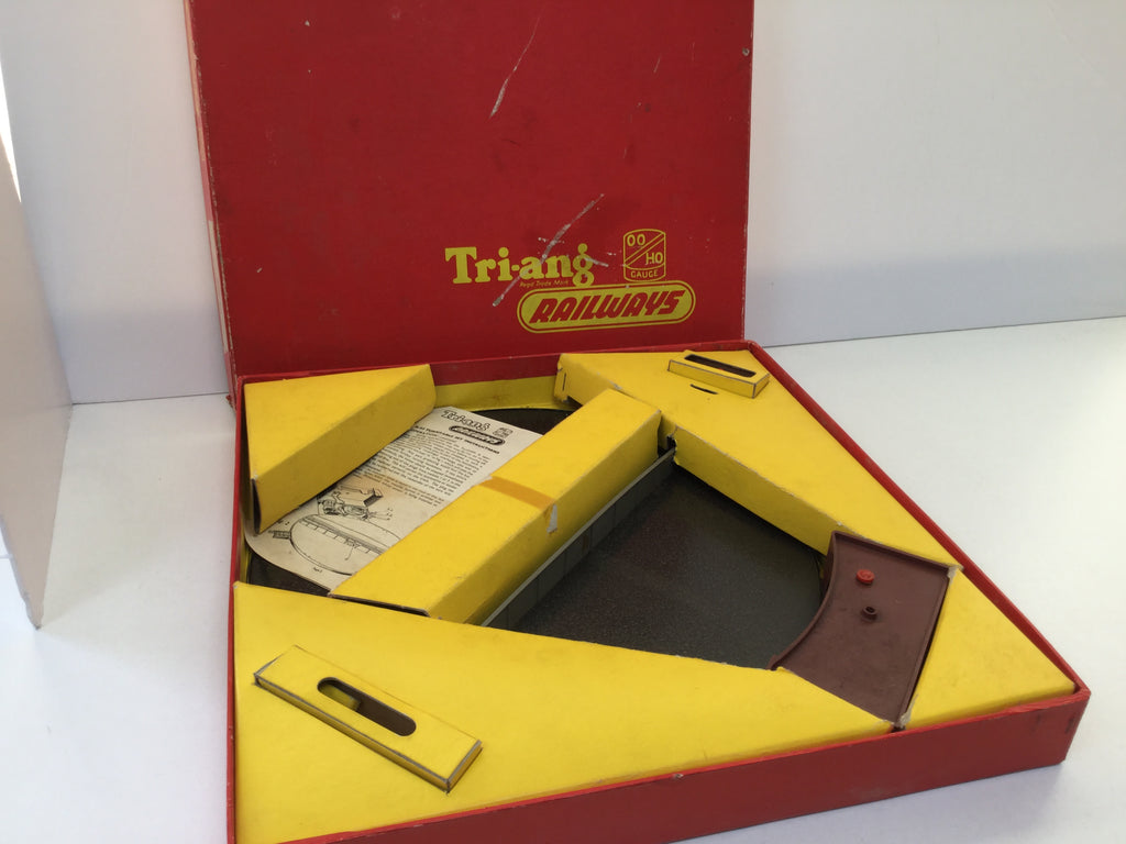 Triang R45 OO Gauge Turntable Set