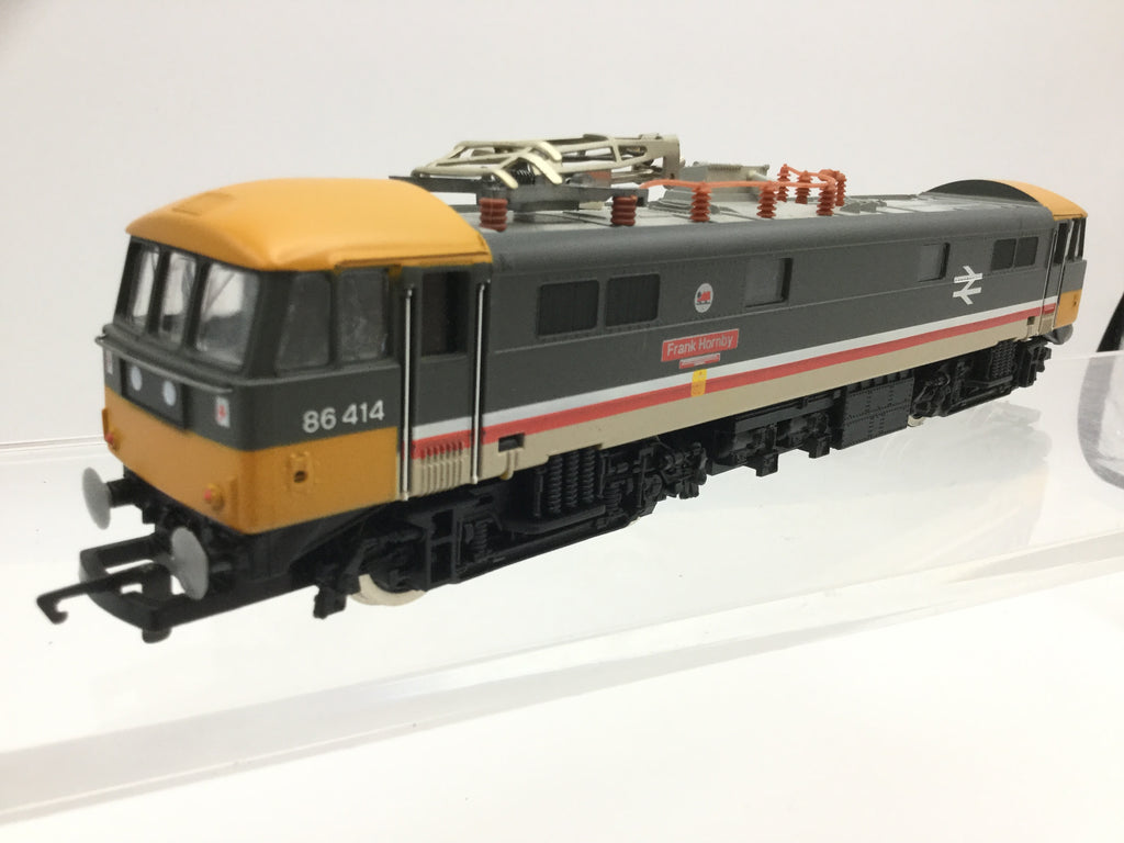 Hornby R388 OO Gauge Intercity Class 86 No 86243 Frank Hornby